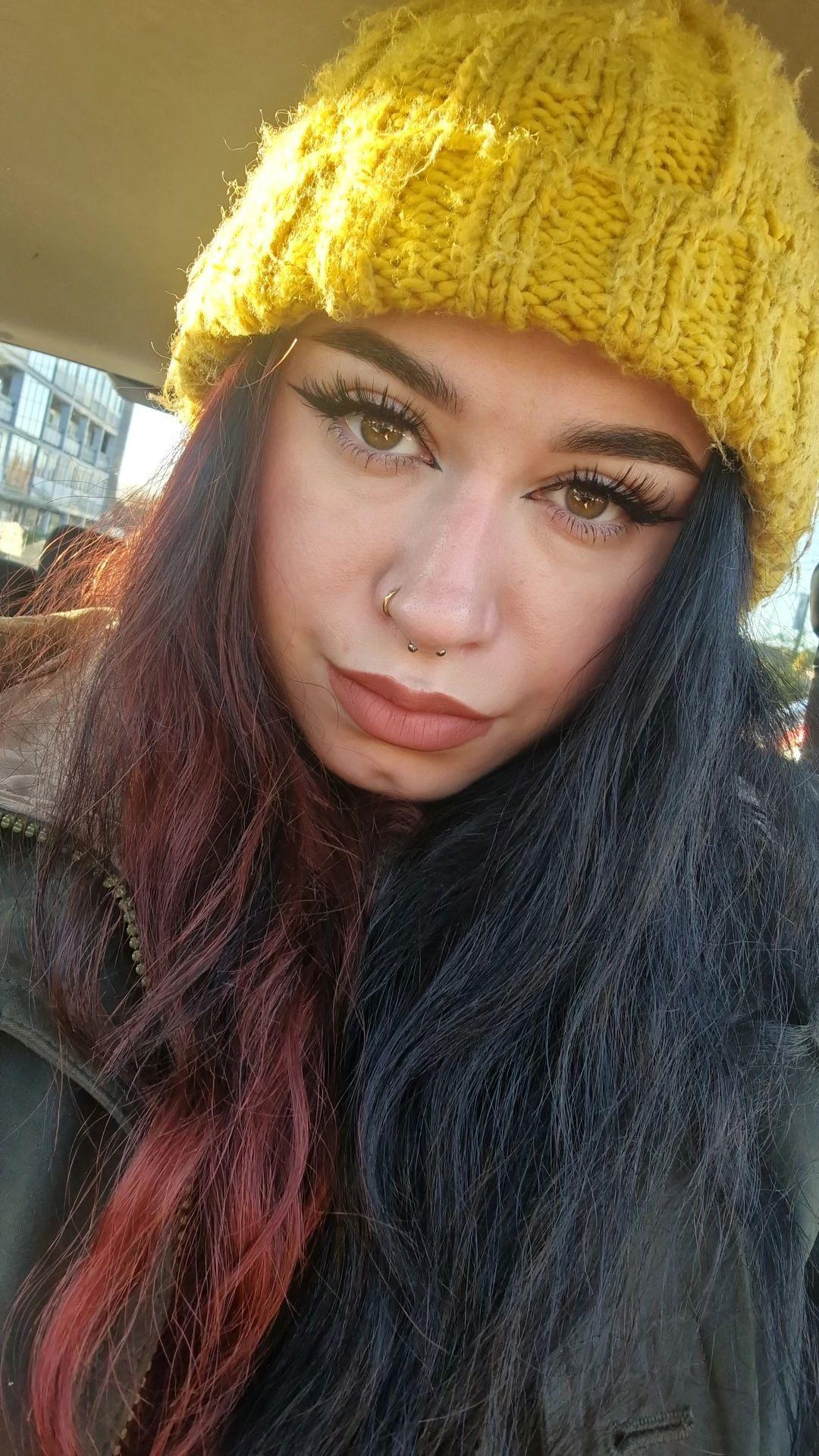 Nadia Story's Instagram, Twitter & Facebook on IDCrawl